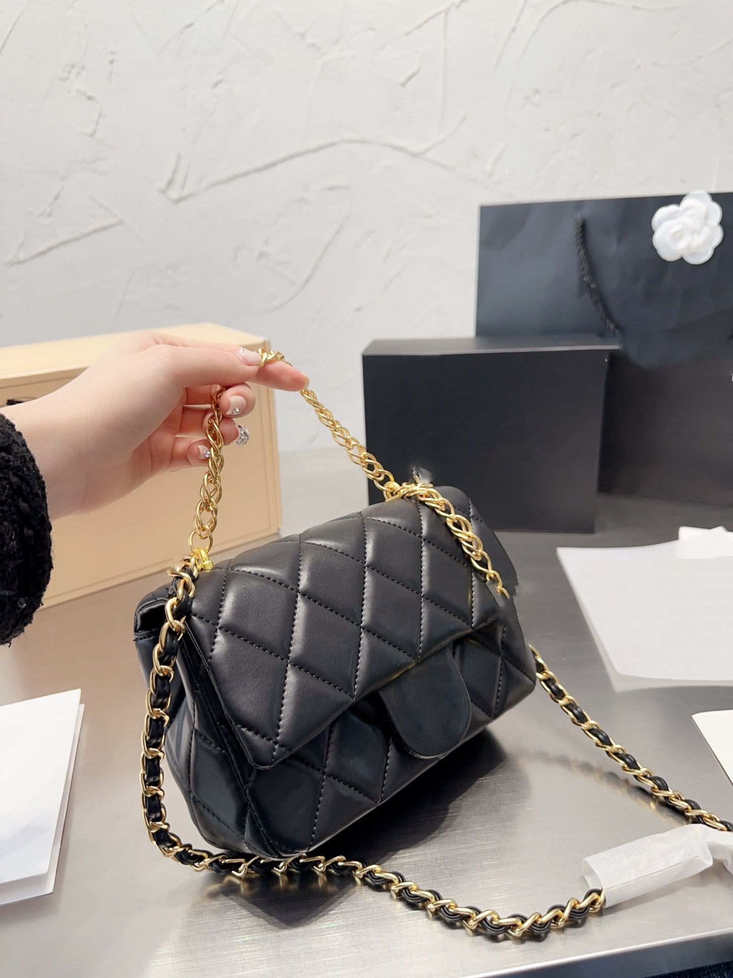 Summer Gold Medal Fat Man Handbag Elegant And Unique Designer Bag Metal ...