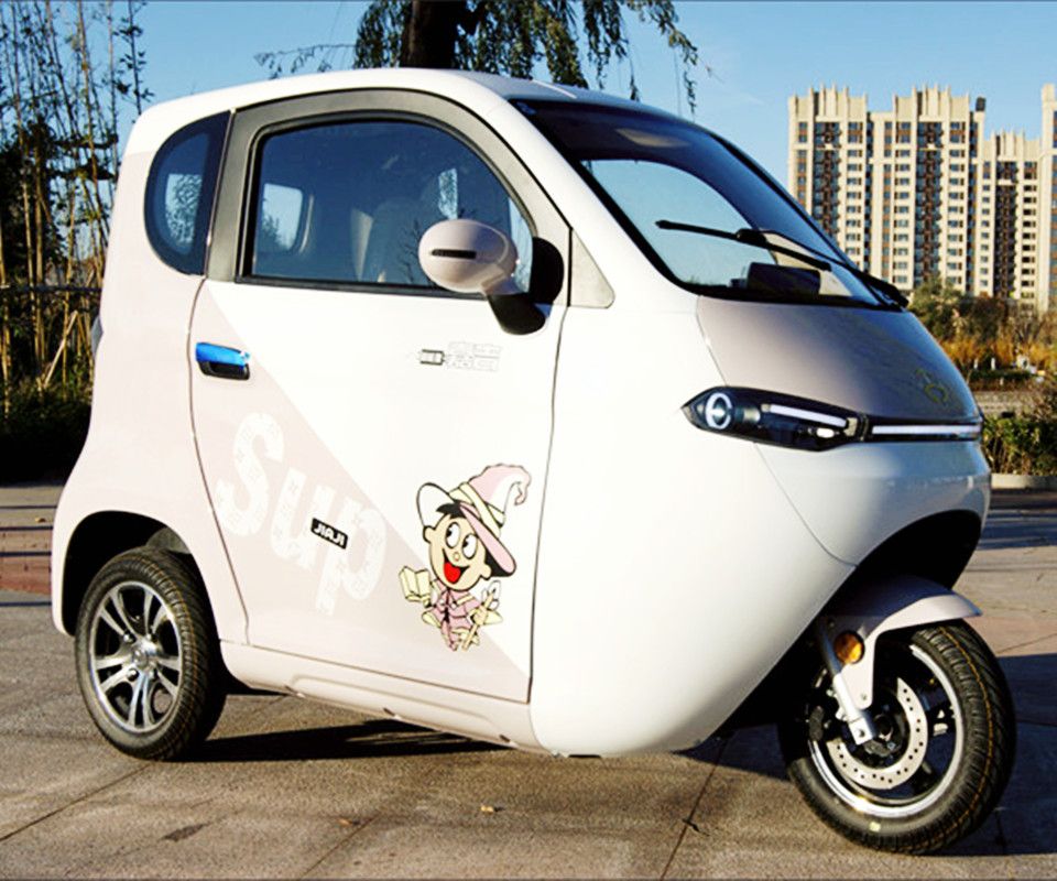 Enclosed Scooter Trike