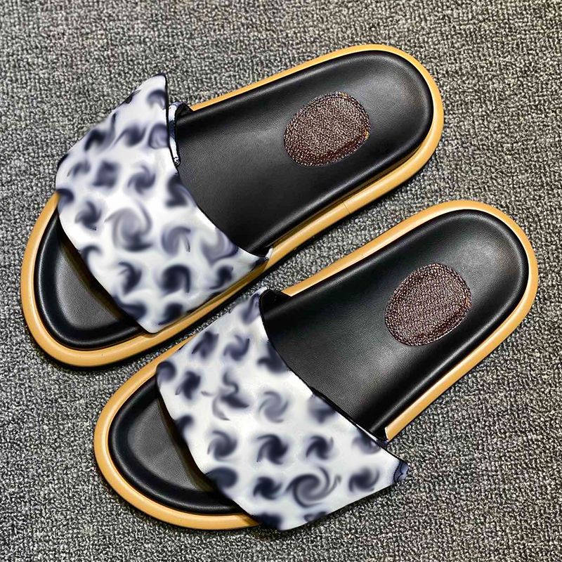 Designer Pool Pillow Sandals Couples Slippers Men Women Summer Flat ...