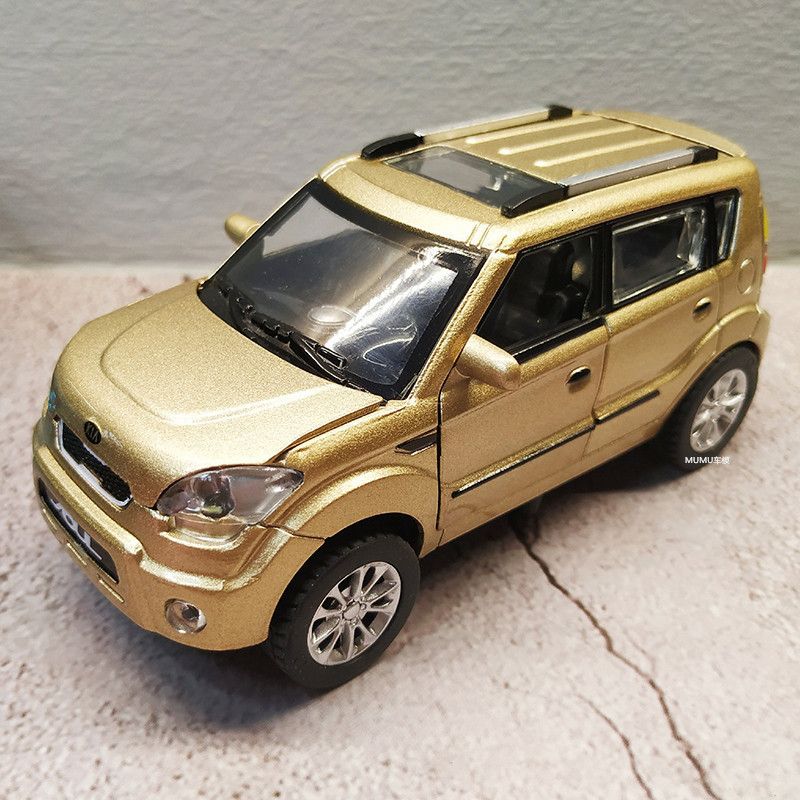 ₩17820에서 전기 Rc 항공기 1 32 기아 소울 고 시뮬레이션 합금 자동차 모델 사운드 및 라이트 풀 뒤로 장난감 수집