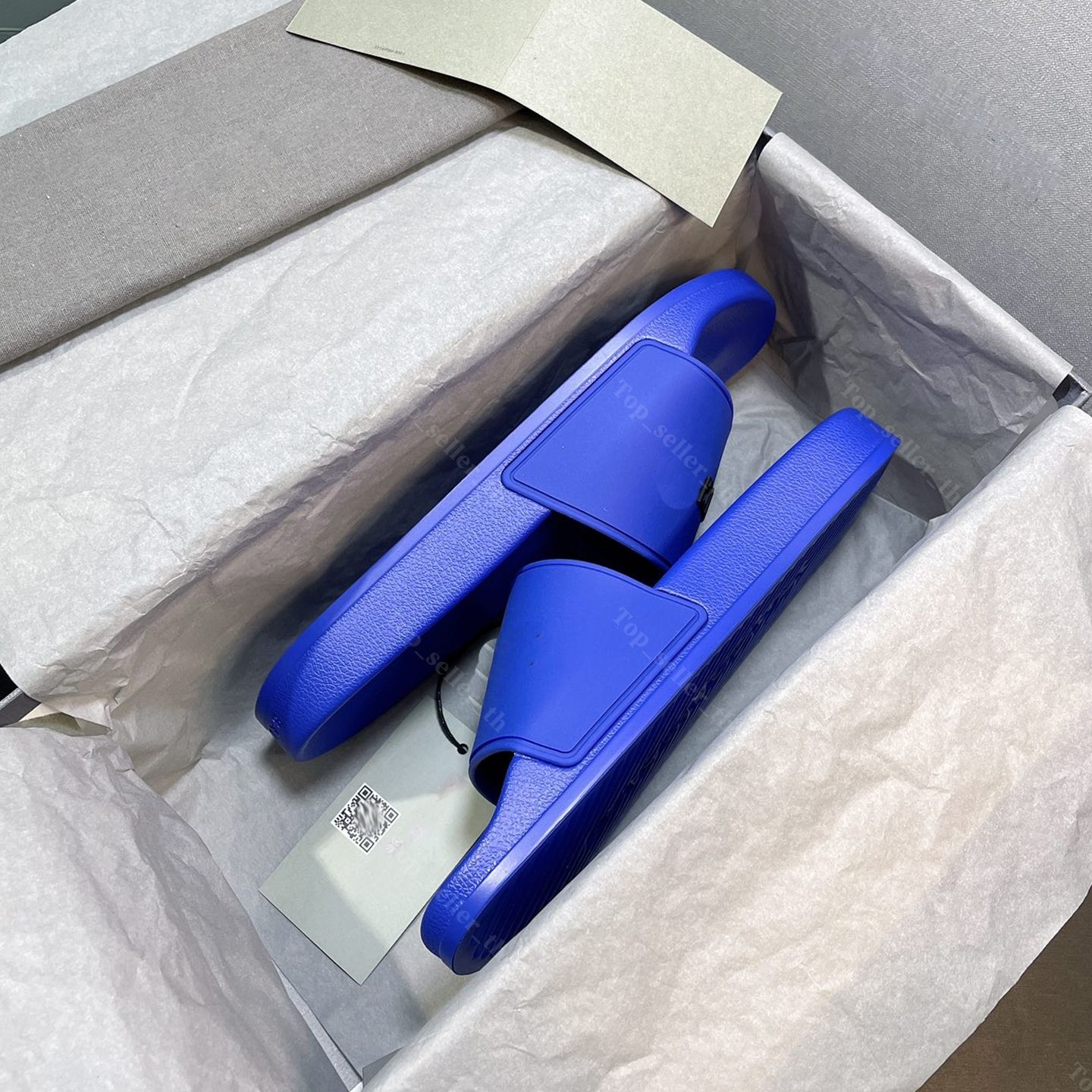 Futuristic Designer Slides For Men Foam Pool Softmoc Slippers With ...