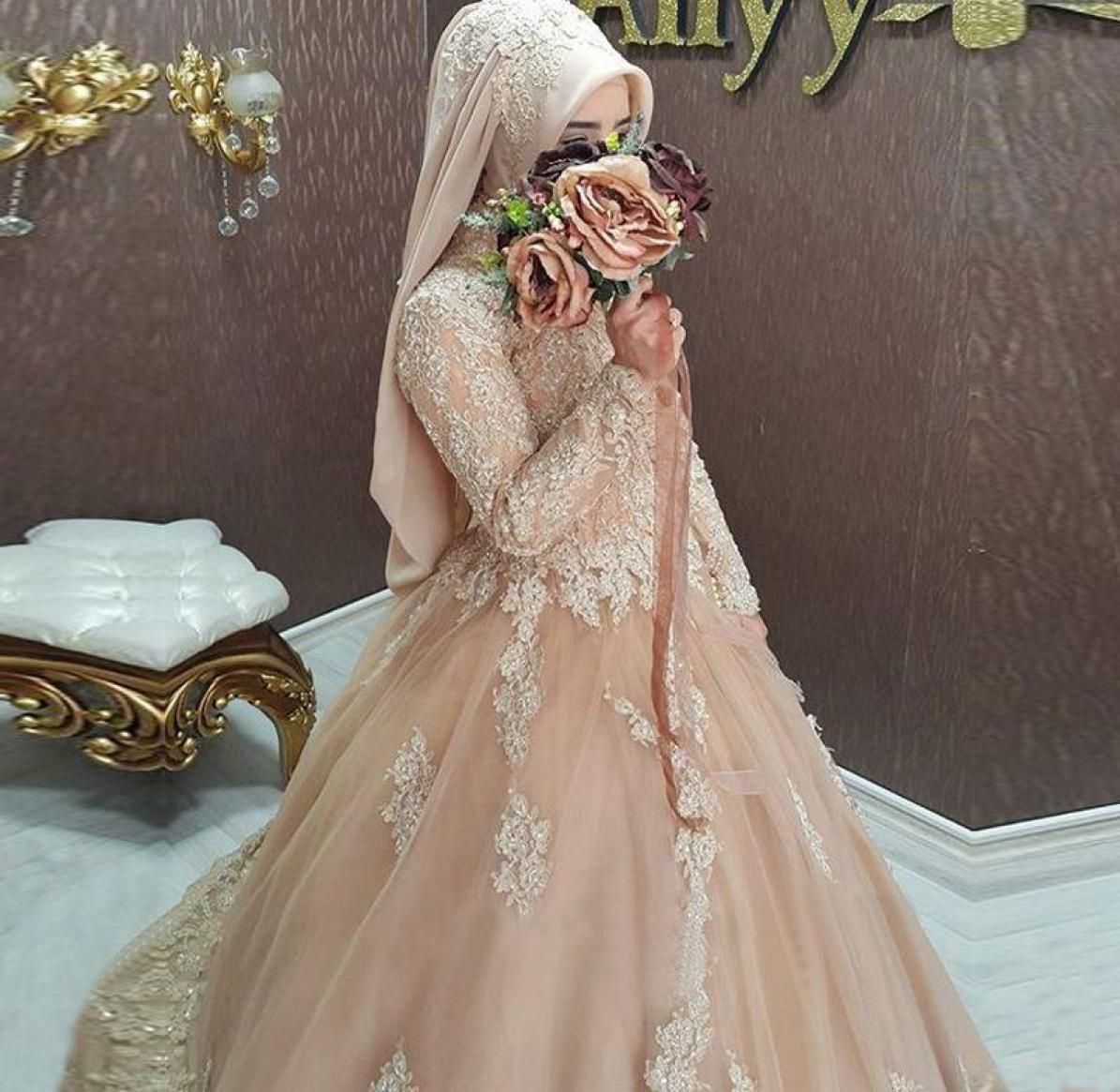 Women Muslim Turkish Weddings
