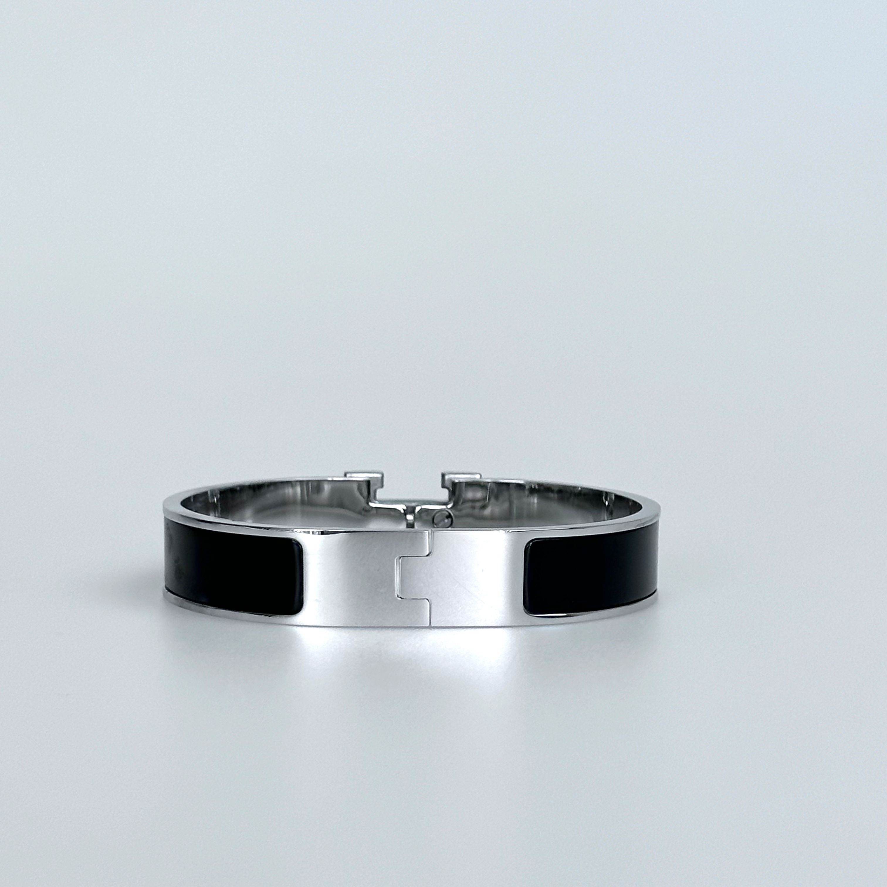 Luxury Designer H Letter Rhodium Polish Bangles Bracelet For Men And ...