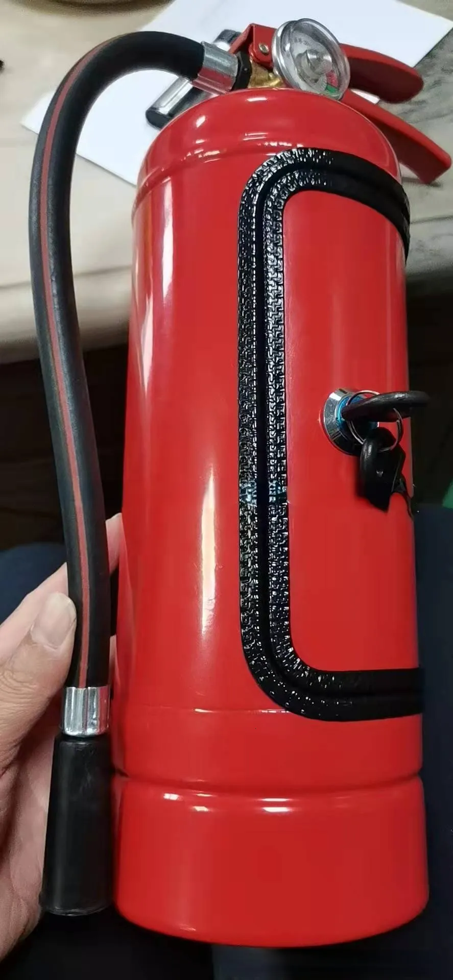 Herramientas De Barra Extintor De Incendios Mini Bar Titulares De Vino ...