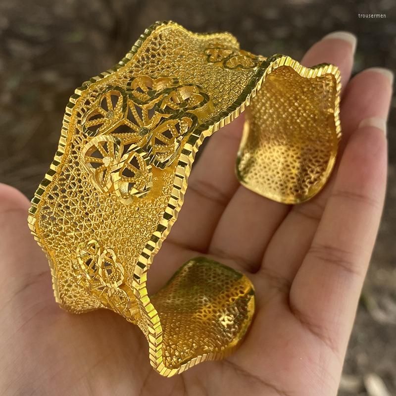 Saudi Arabia Gold Bracelets