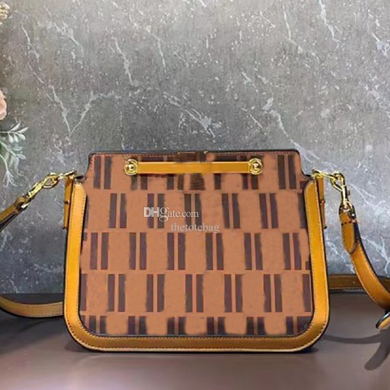 TOUCH Bags Ladies Executive Organ Bag Serpentine Leopard Leather ...