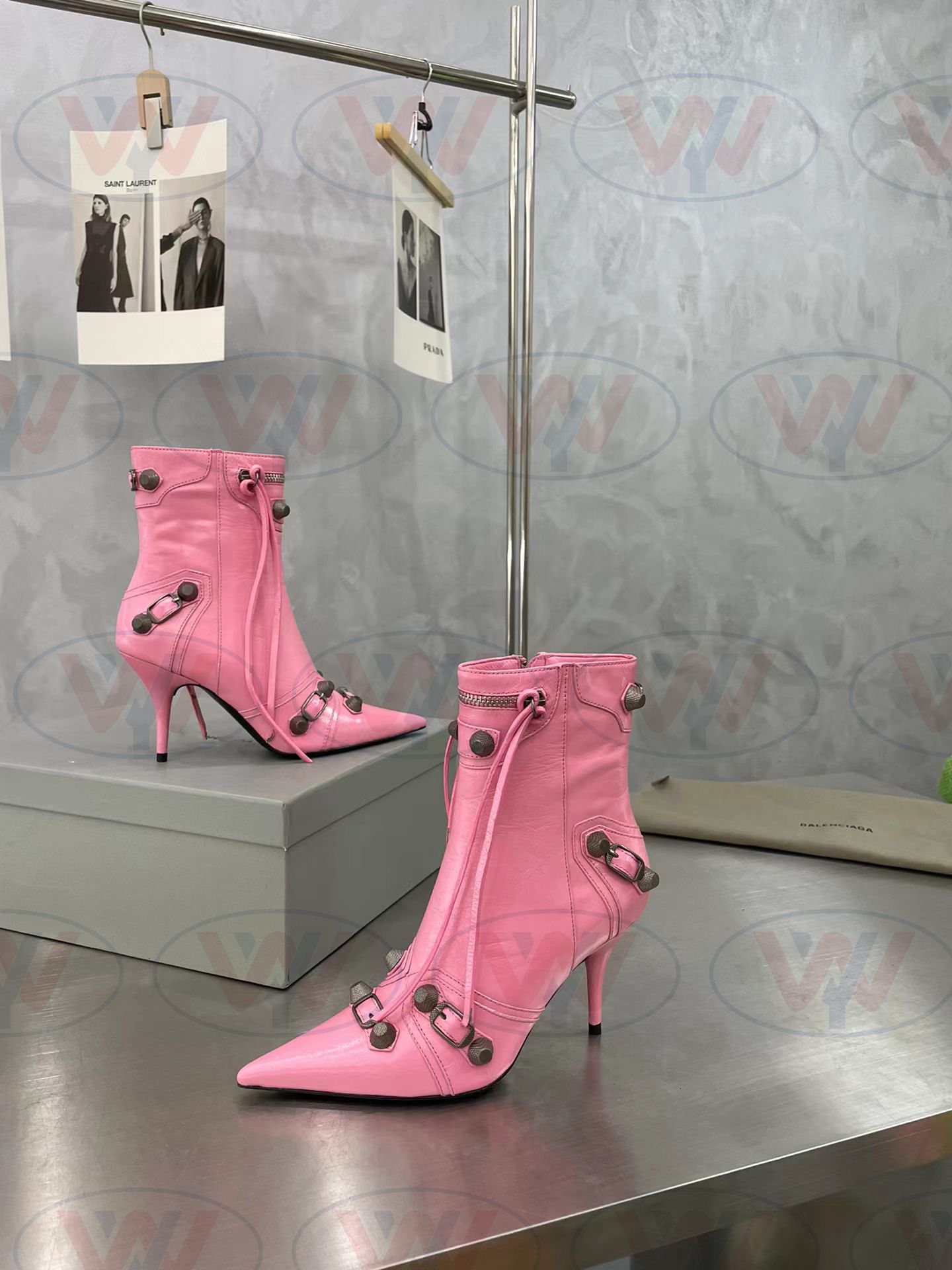 2022 New Metal Nail Motorcycle Boots Rivet Boot Prong Side Zipper The ...