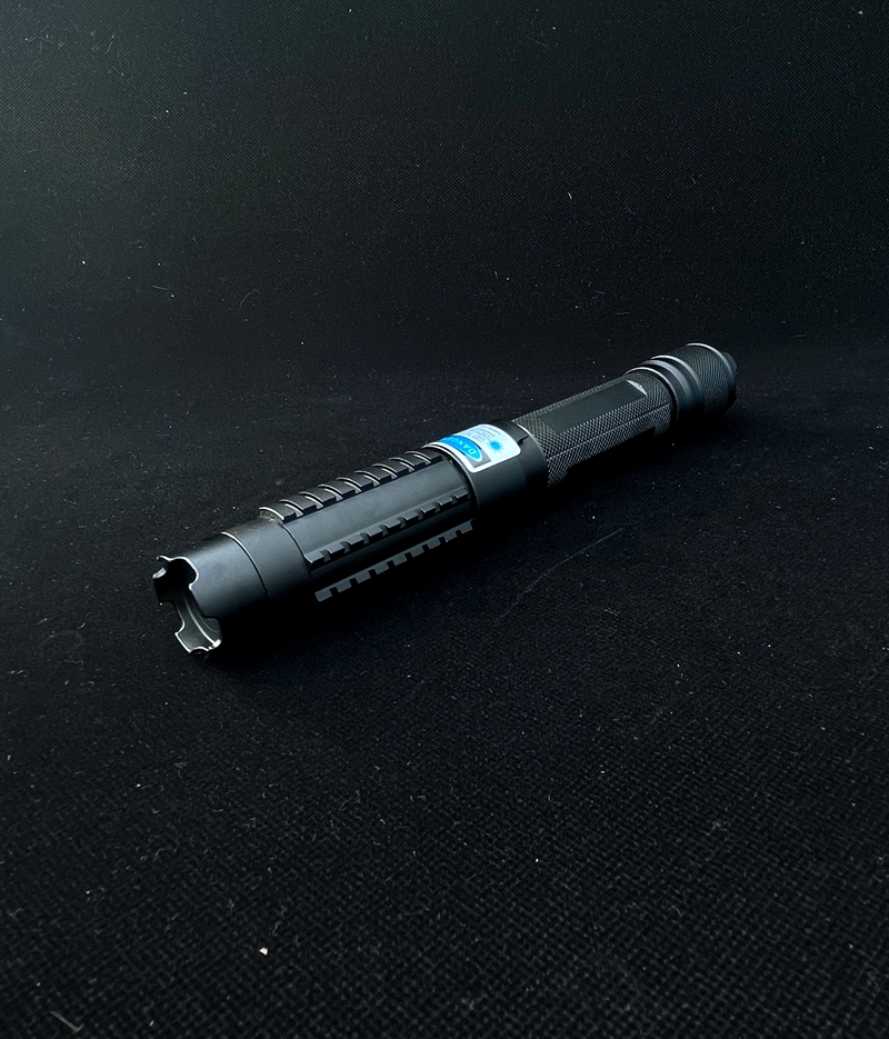 FOXLASERS Blue Laser Flashlight Real 2W Shocking Laser Pointer Outdoor ...