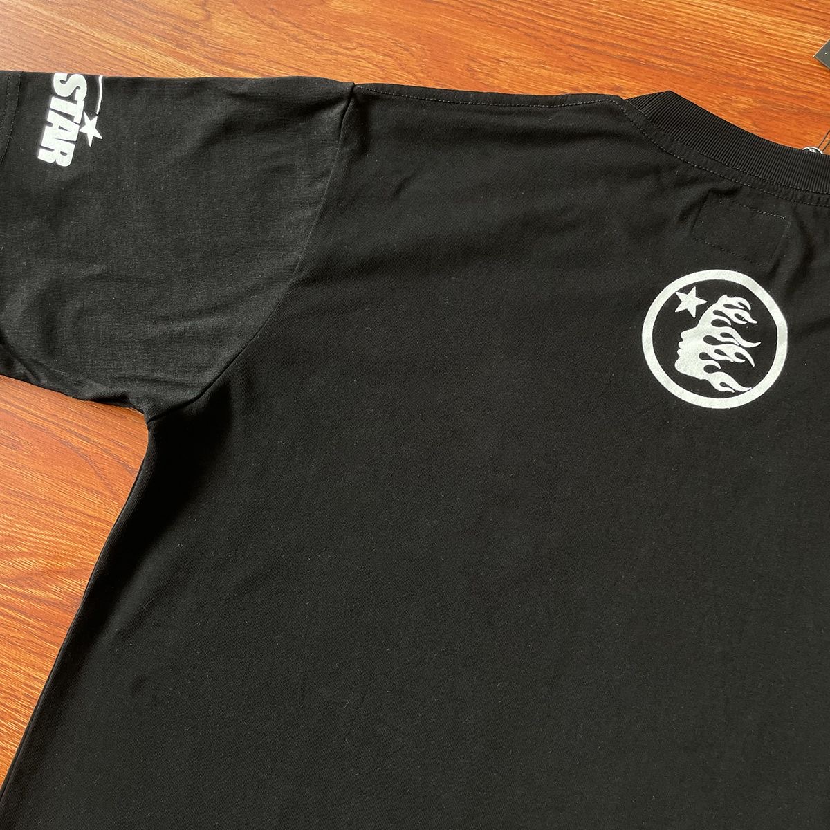 Hellstar Studios Eye Letters Graffiti Font Abstract Print Casual Simple ...