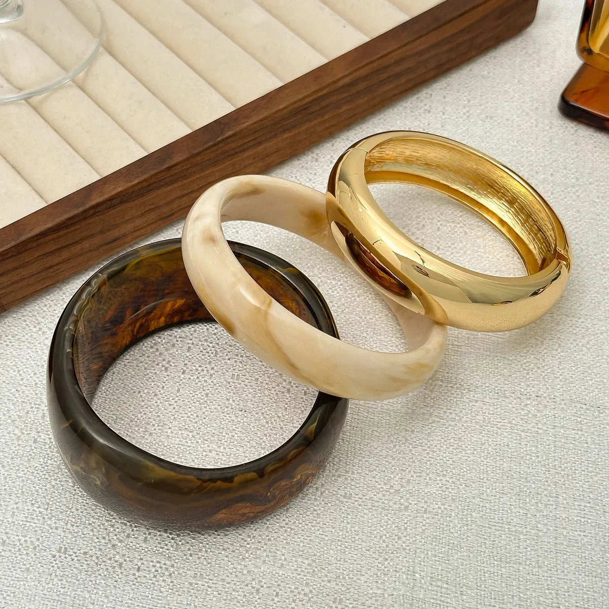 Salircon Vintage Punk Beige Coffee Irregular Resin Acrylic Wide Cuff ...