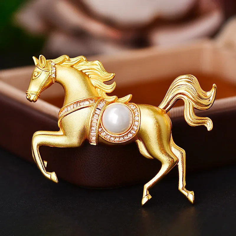 High-End Luxury Palace Horse Brooch Pin with 18K Gold Plating and Cubic ...