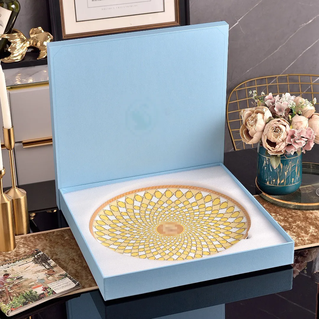 Ceramic 16-Inch Artistic Dessert Serving Plate with Character Pattern ...