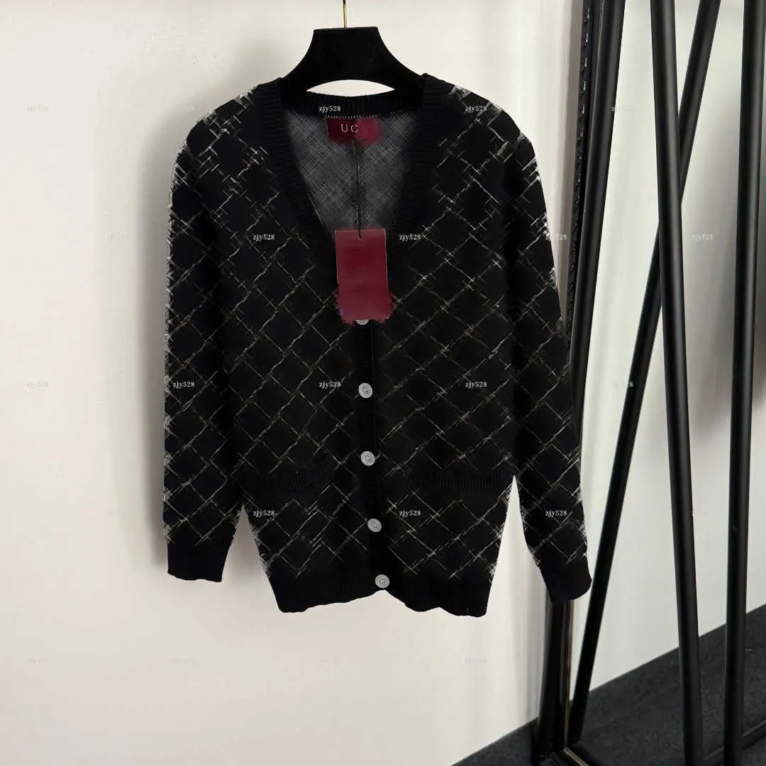 Women knitwear long-sleeve polyester cardigan with crew neck and animal ...