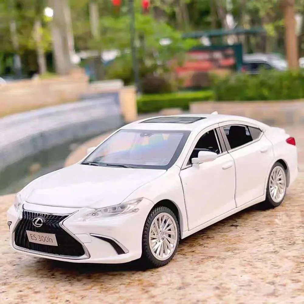 1:14 Scale Metal Alloy ES 300h A6L Diecast Car Model with Steering ...