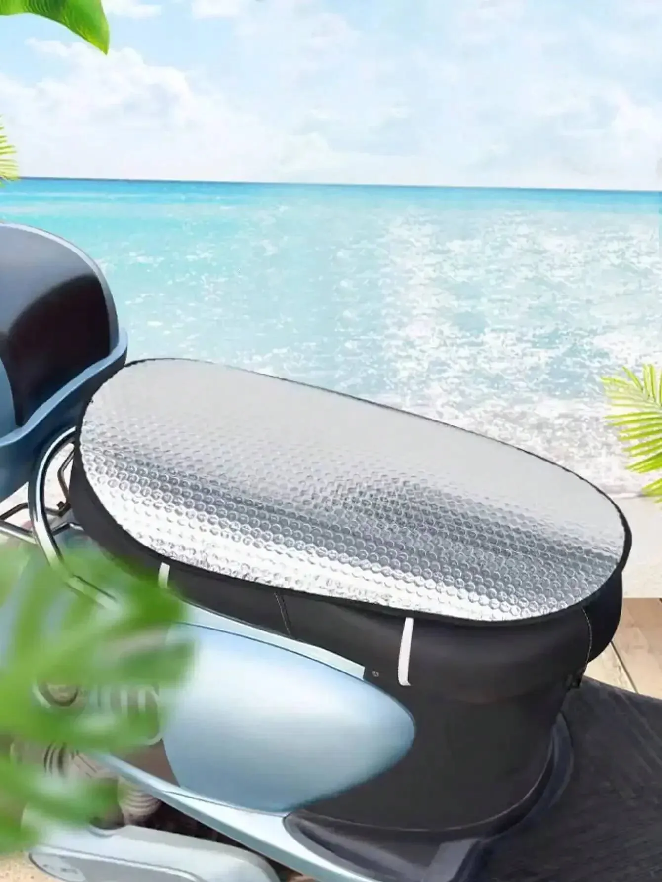 Red Polyester Bike Seat Cushion with Reflective Aluminum Foil for ...