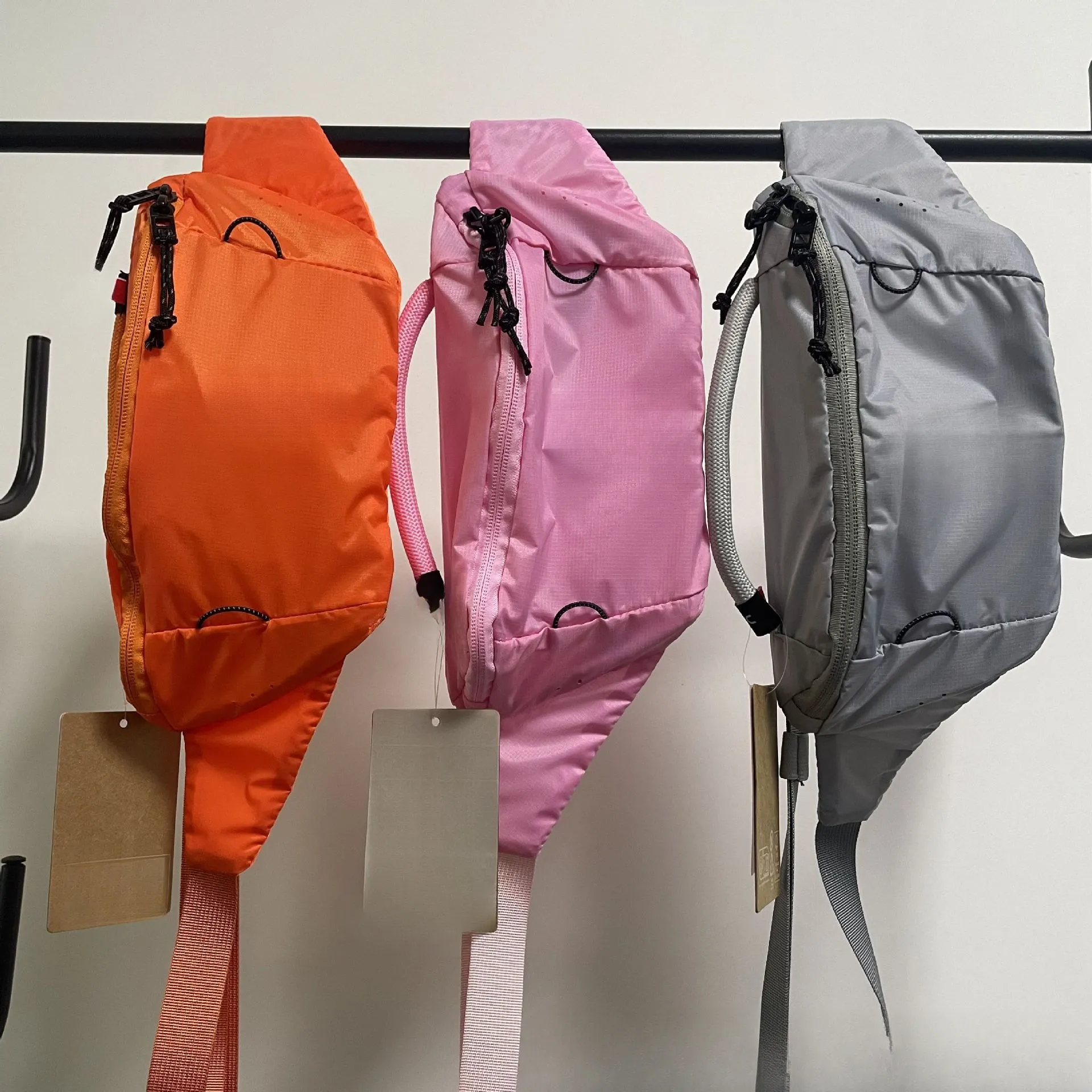 2L Barrel-Shaped Nylon Sports Chest Bag for Women, Lightweight ...