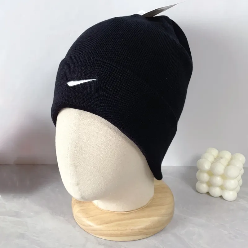 Designer Bonnet Soft Skull Cap Embroidery Skin Friendly High Quality ...
