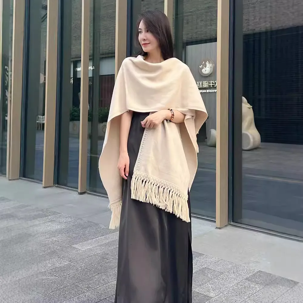 Premium Knitted Scarf Cape - Womens Wool Cardigan Sweaters for Autumn ...