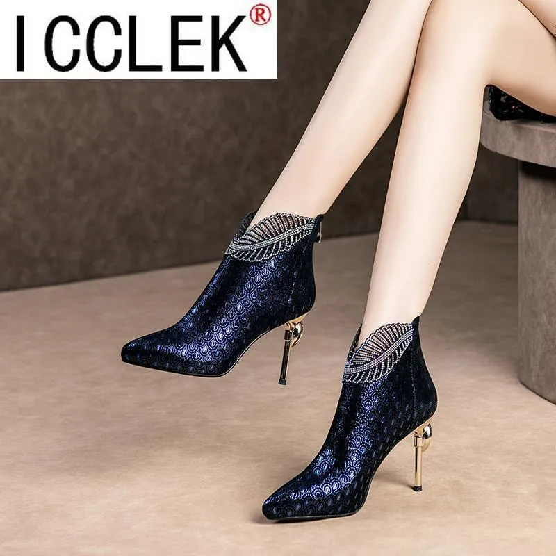 2020 Women's Peacock Embossed Leather Boohoo Ankle Boots With ...