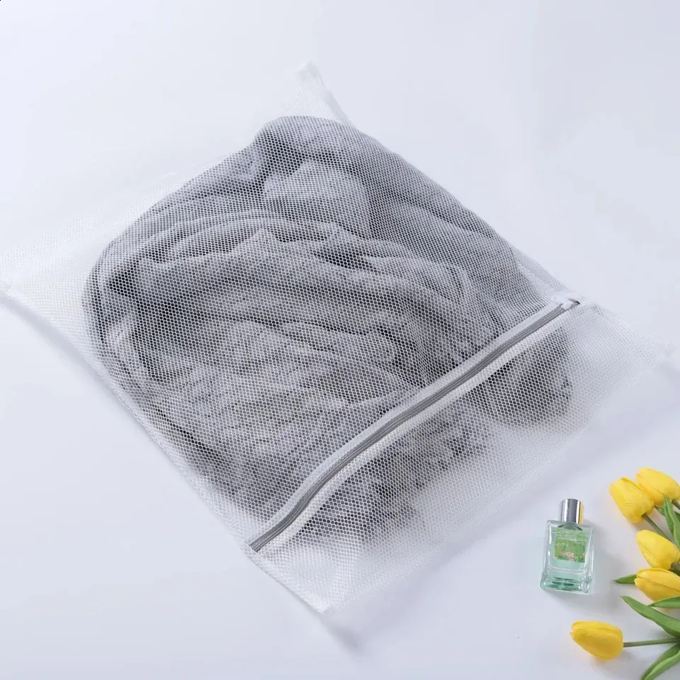 Extra Large Laundry Bag: Zippered Mesh Net for Blankets & Sweaters ...