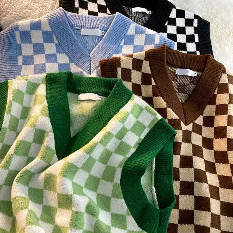 Checkerboard V-Neck Sweater Vest - Stylish Plaid Knit for Men & Women ...