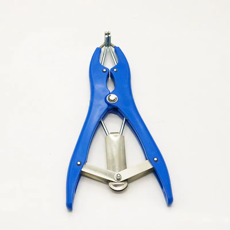 Bloodless Livestock Castration Tool: Sheep, Piglet, Goat Tail Docking ...