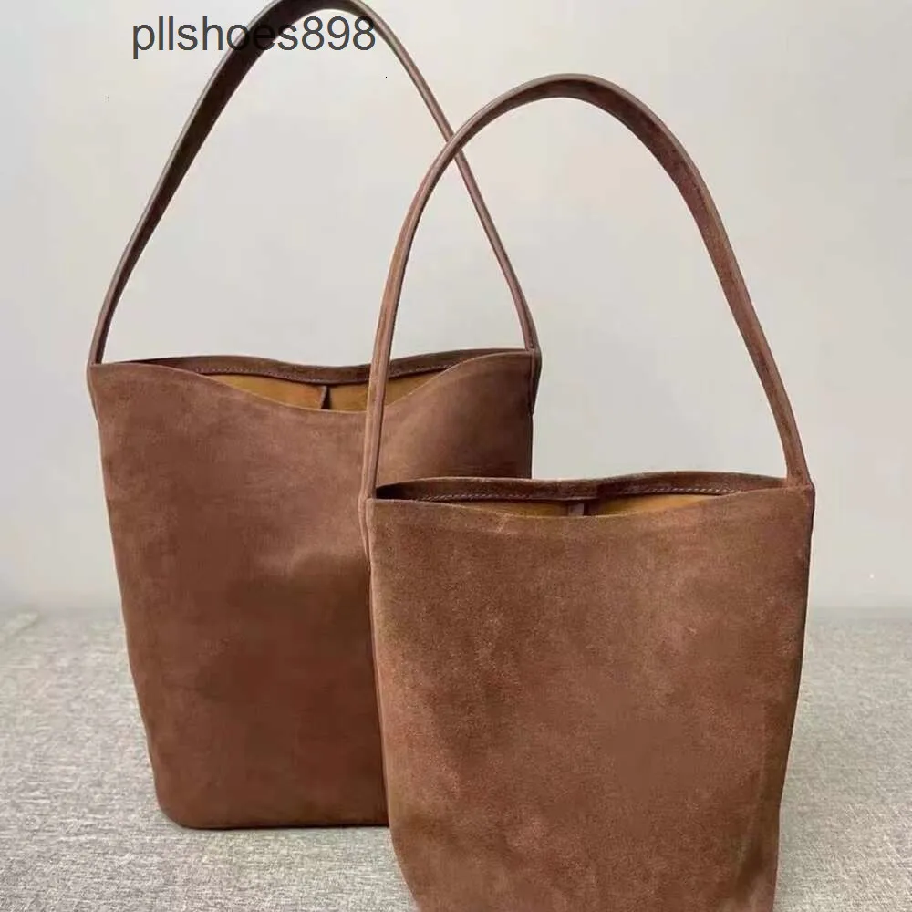 Pitot Deer Row Large Bucket Handbags Autumn/Winter Collection Large ...