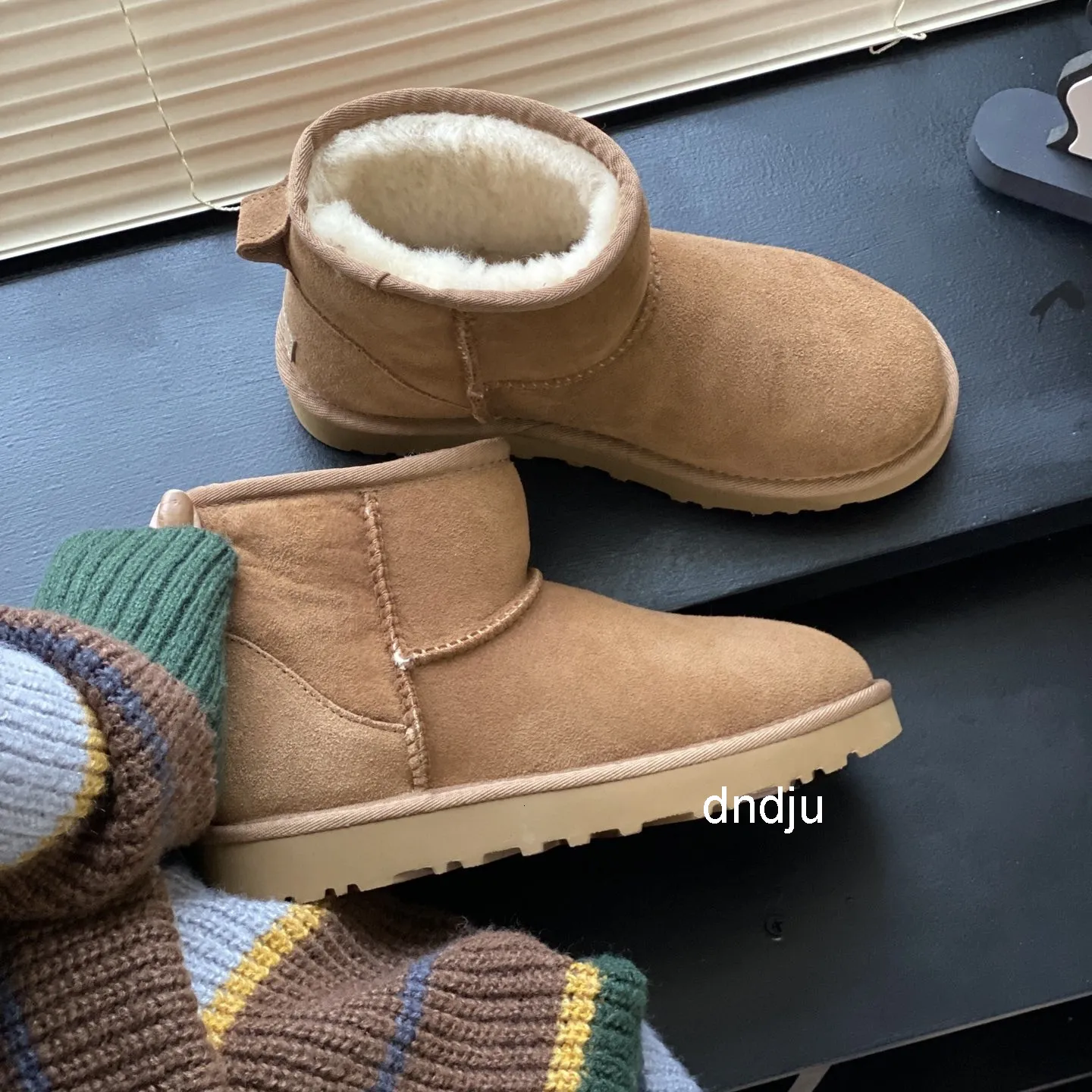 Tazz Mustard Seed Chestnut Black Fur Tasman Mens Snow Boots Ultra Mini ...