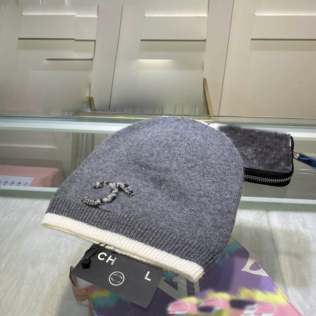 Beanie Cap Women's Designer Cashmere Knitted Hat, Luxury Brand, CC ...