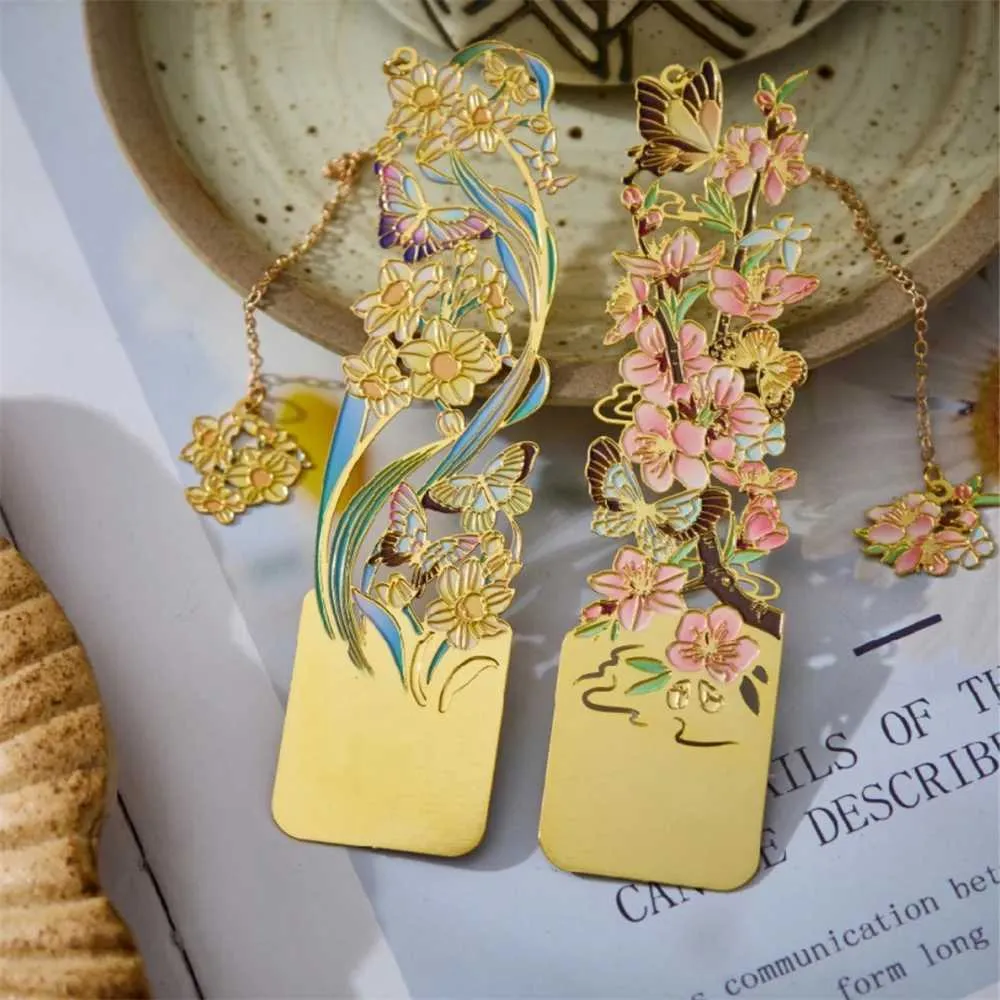 Vintage Chinese Style Metal Bookmark - Hollow Design, Creative Gift for ...