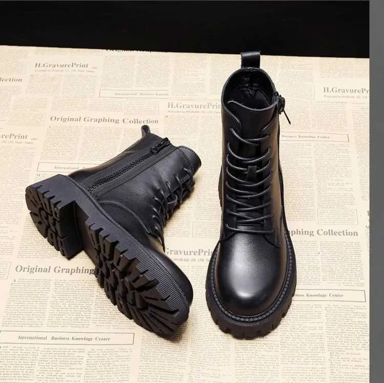 Women's Black Platform Mid-Calf Boots - Fashionable Casual Ankle ...