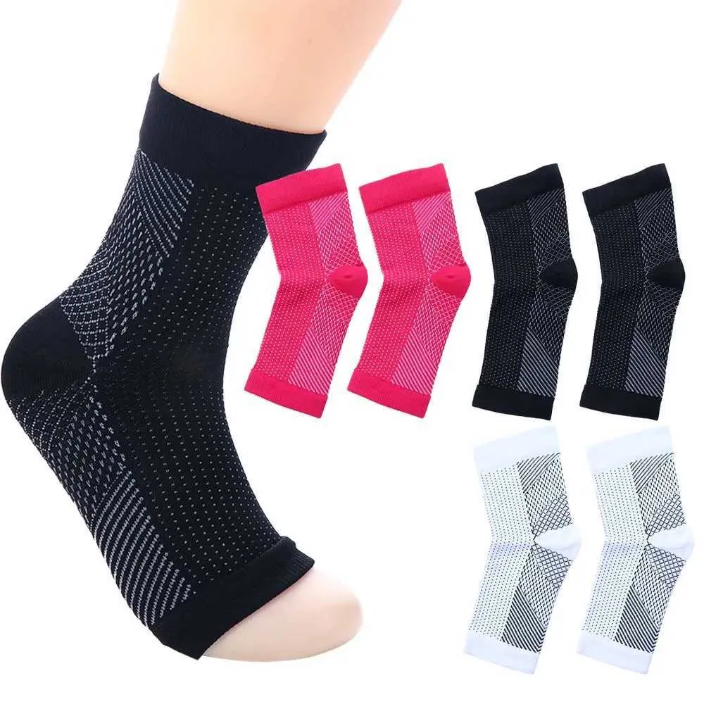 Elastic Ankle Support Brace - Breathable Compression for Running ...