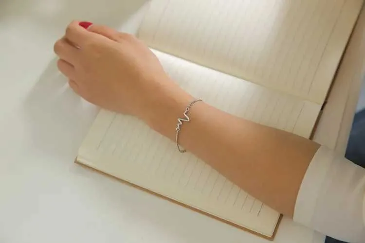 Heartbeat Rhythm Bracelet: Stylish ECG Figure Couple Bracelet - Shop ...