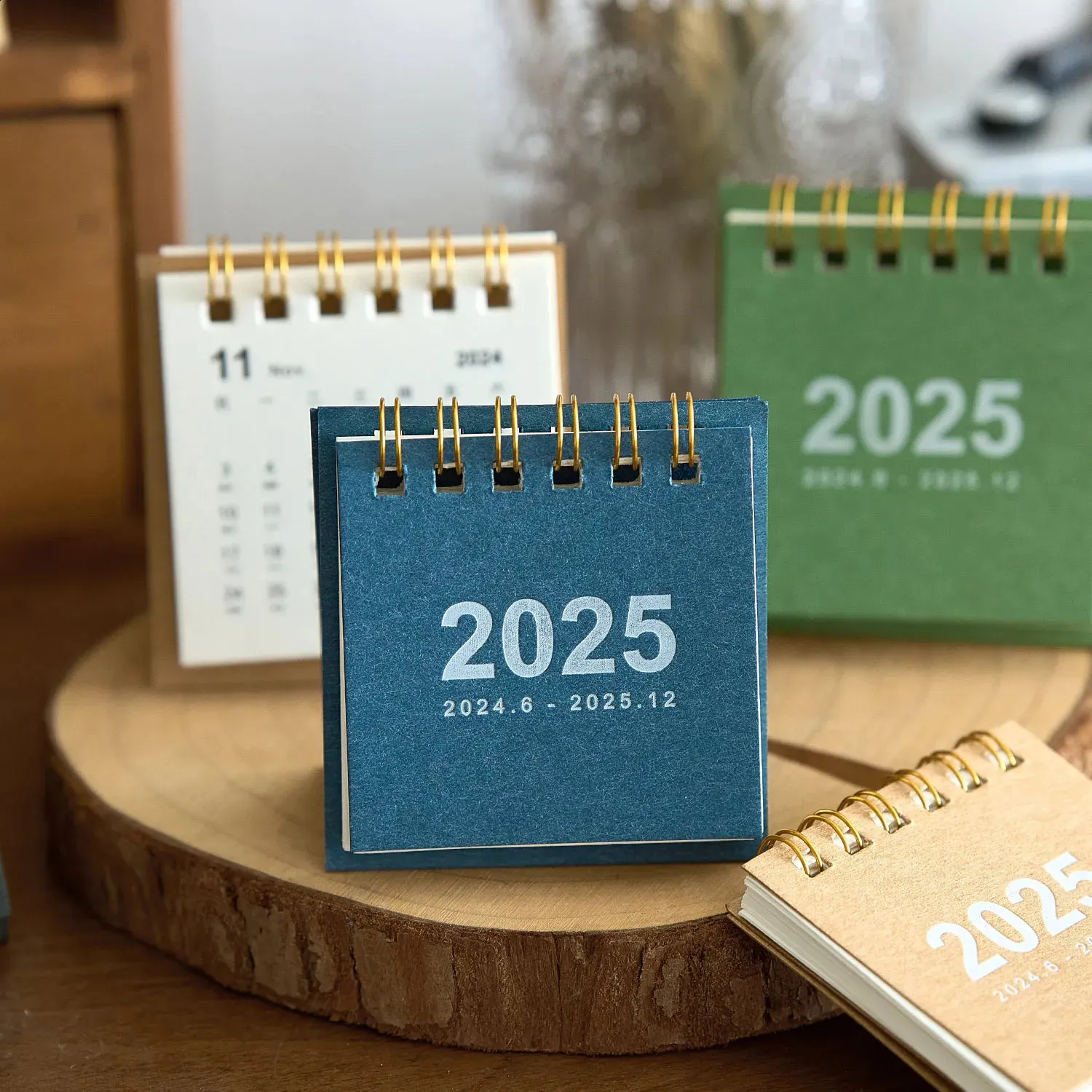 Wholesale 2025 Mini Desk Desktop Calendar With Thick Paper, TwinWire ...
