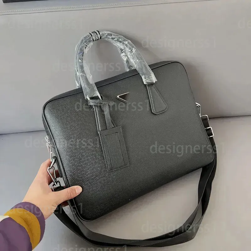 Designer Briefcase Luxury Men Business Bags Package Design Laptop Bag ...