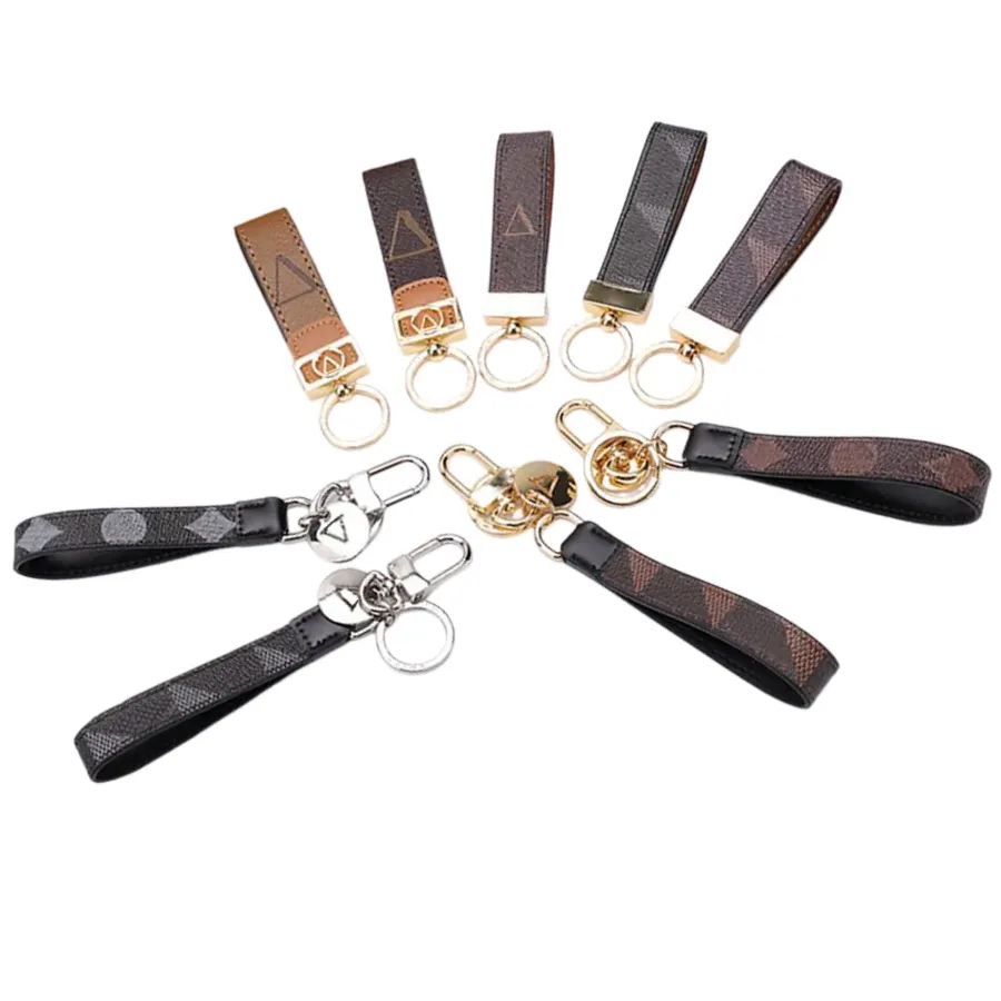 Handmade Leather Keychain Bag Charms - Buckle Car Keychains for Men ...