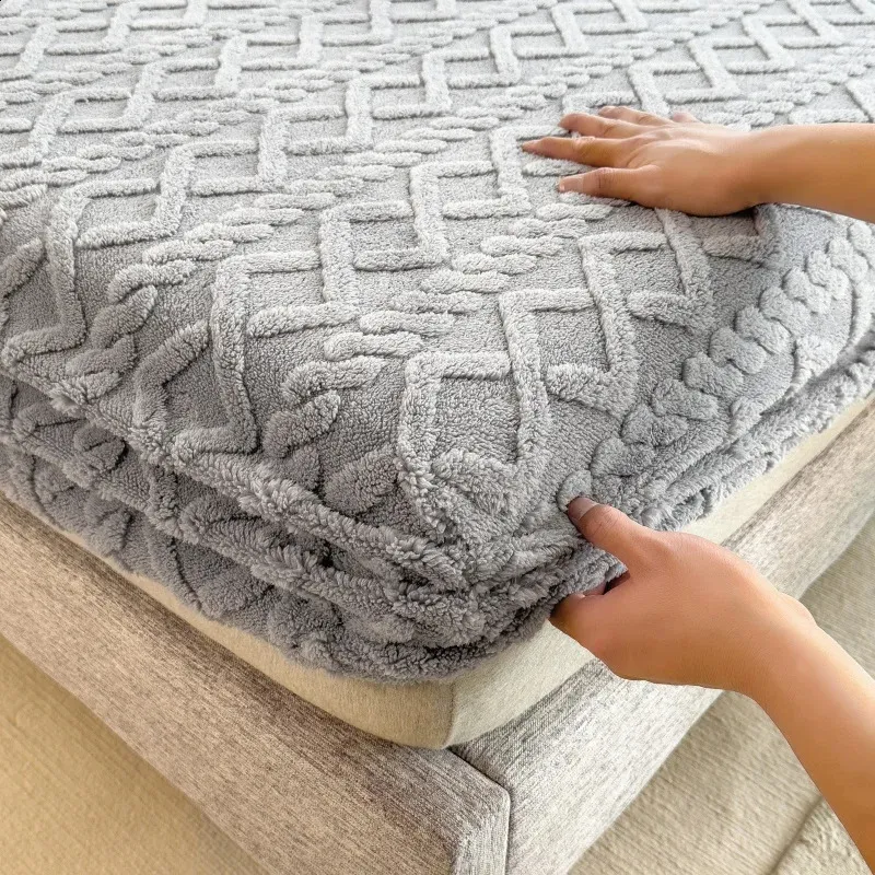Embossed Taffeta Bed Sheet Set - Winter Warmth, Dust-Proof, Anti-Slip ...