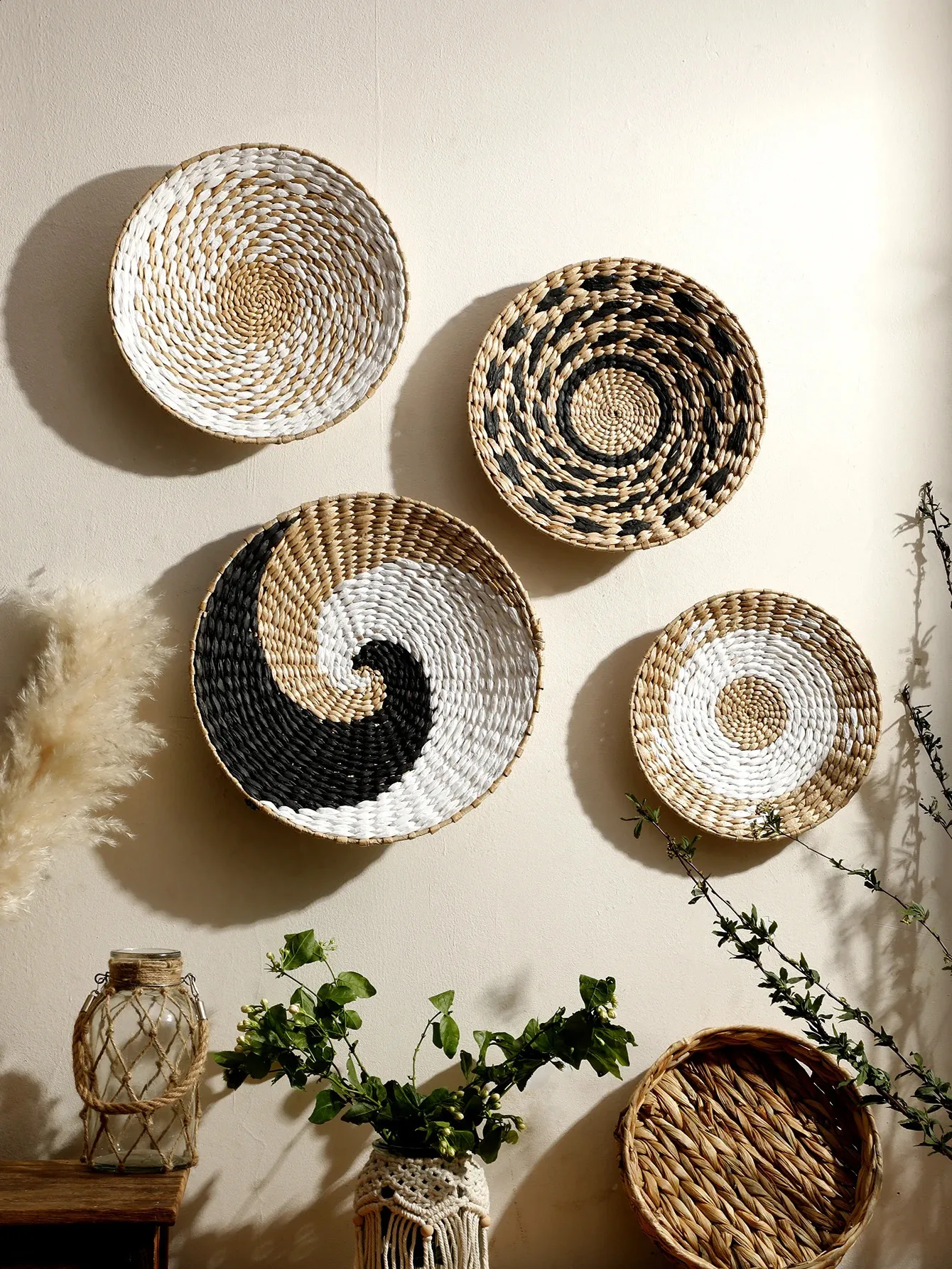 Boho Handmade Seagrass Wall Basket Rattan Wall Decor Natural Hanging Art For Kitchen Bedroom And Living Room Ornament 240920 From Ukeastore 12.81 DHgate.Com