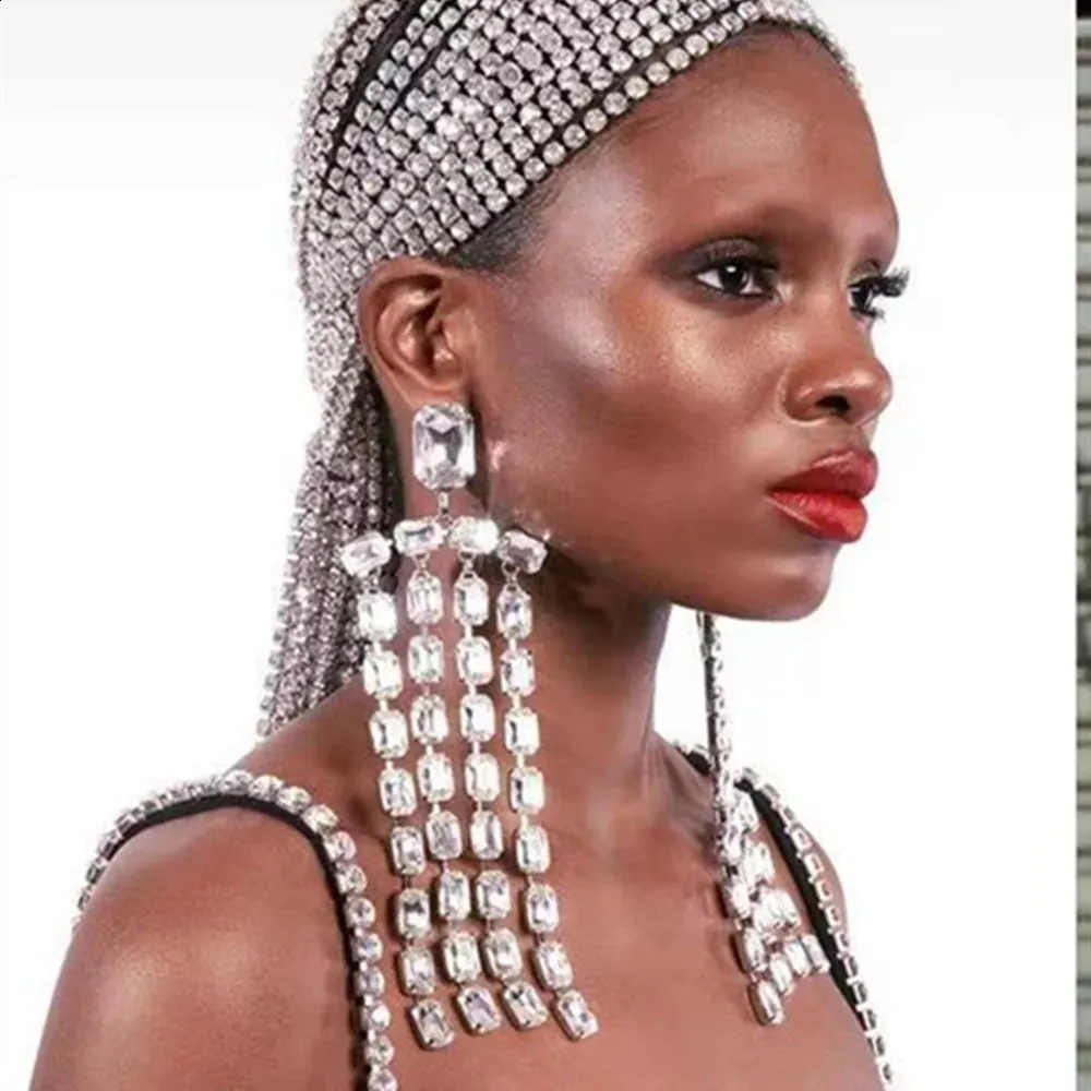 Oversized Handmade Rhinestone Chandelier Earrings Fringed Big Drop Earrings Perfect Wedding Jewelry For Girls From Hui05 12.81 DHgate.Com