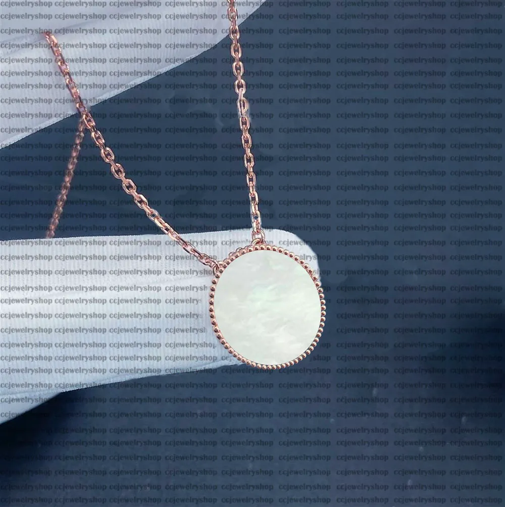 18K Gold Plated Stainless Steel Fashion Pendant Round 18K Gold Plated Stainless Steel Fashion Pendant Round