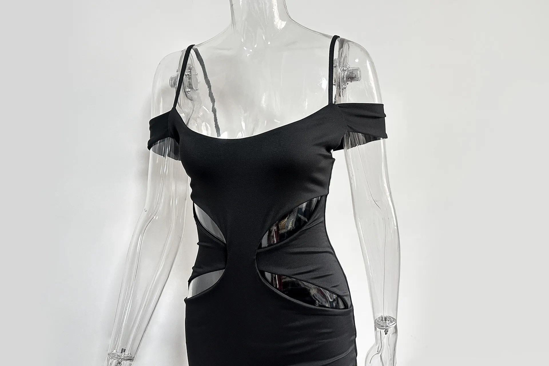 2024 Europe Et Les États Unis Été Sexy Robe Licou Bas Du 22,64 € | DHgate