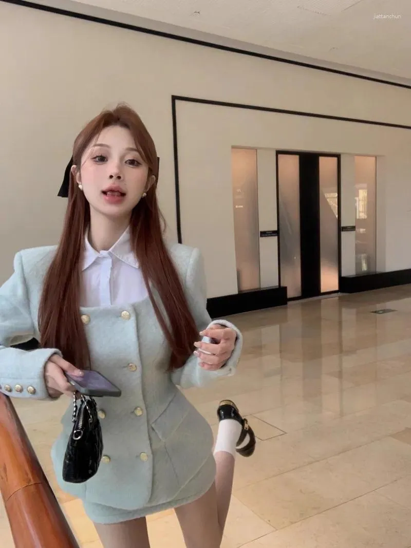 DHgate.com:Womens 2-Piece Woolen Suit: Square Neck Jacket & High ...