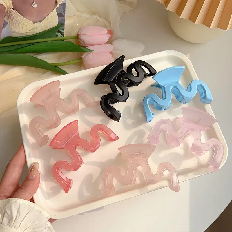 DHgate.com:Korean Jelly Color Wave M-Shaped Hair Claw Clips, Translucent Trendy Color Women ...