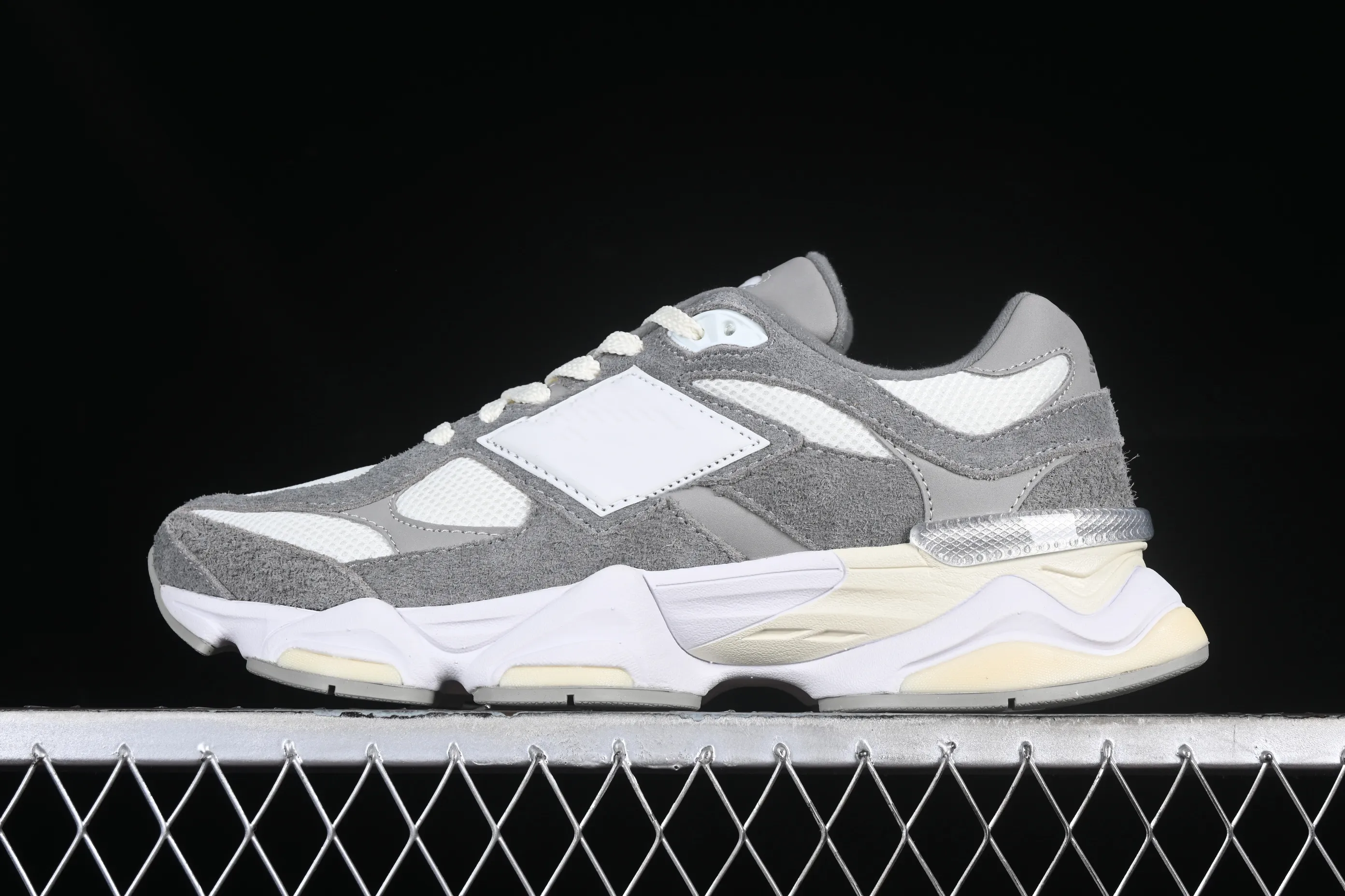 9060 Fashion Shoes Men Women Trainers, Breathable Sneakers, Size 36 45 ...