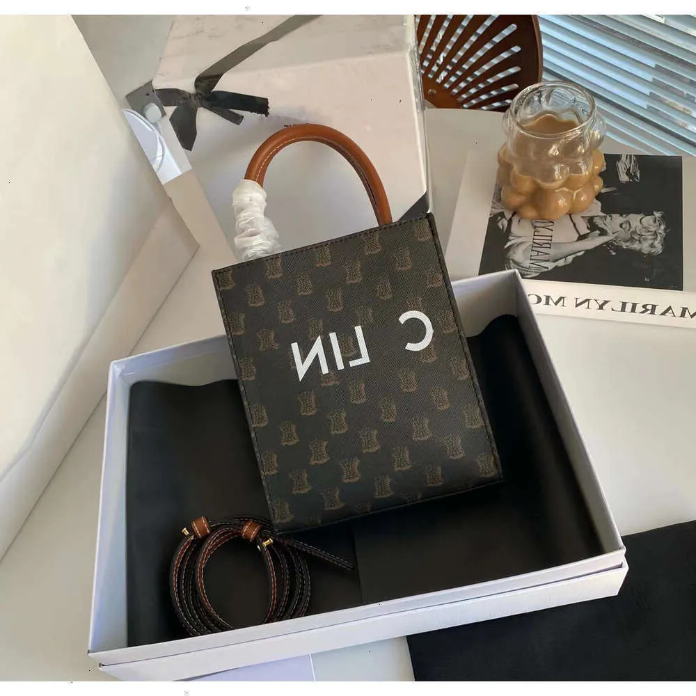 HQ8 Designer Leather Baguette Bag - Women's One-Shoulder Crossbody ...