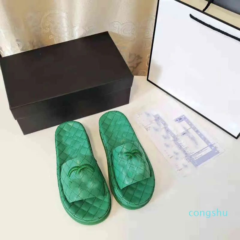Slippers For Summer: Diamond Lattice Style, Comfortable And Fashionable ...