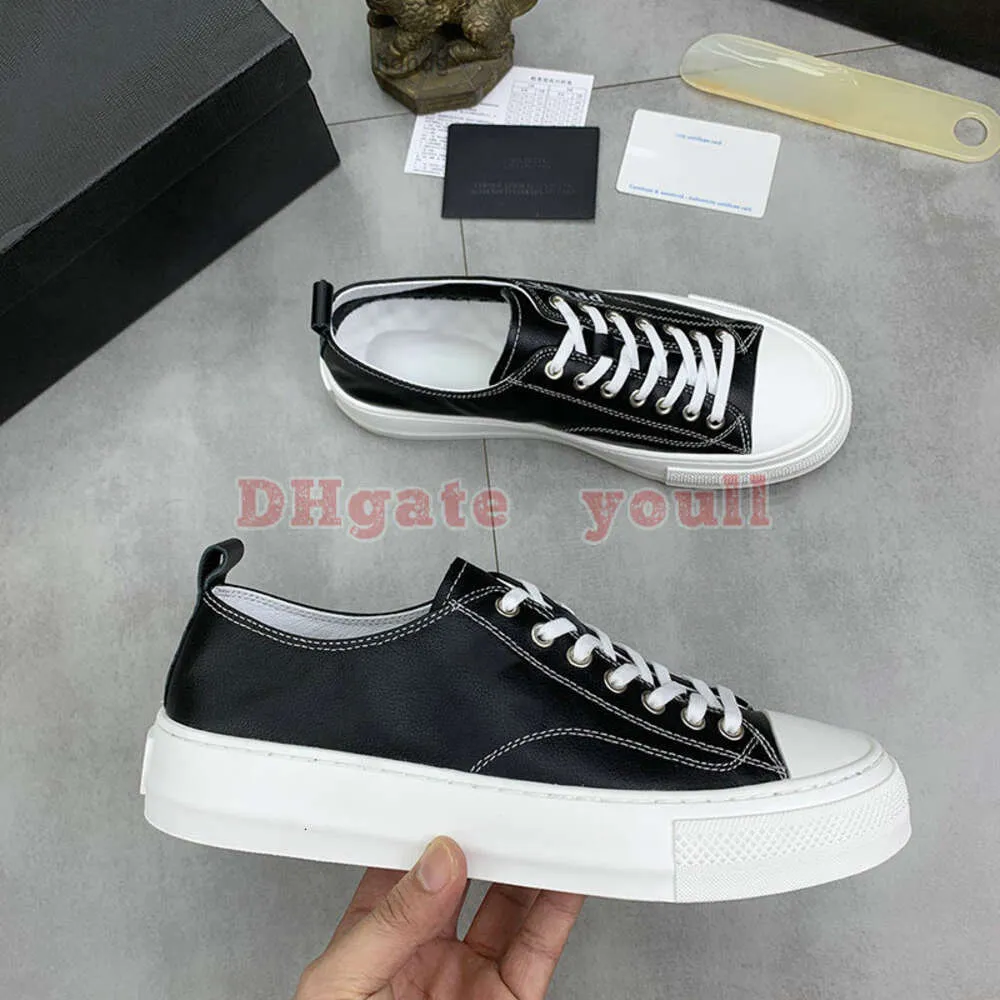 Luxury Men's Designer Shoes: Premium Leather, Handcrafted Style ...