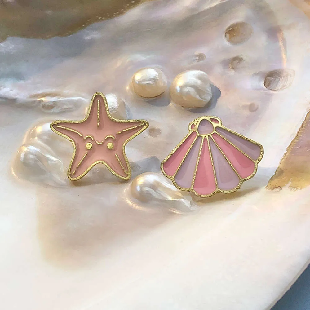 Ladies Lapel Pins: Novelty Enamel Badges With Drink, Starfish, And ...