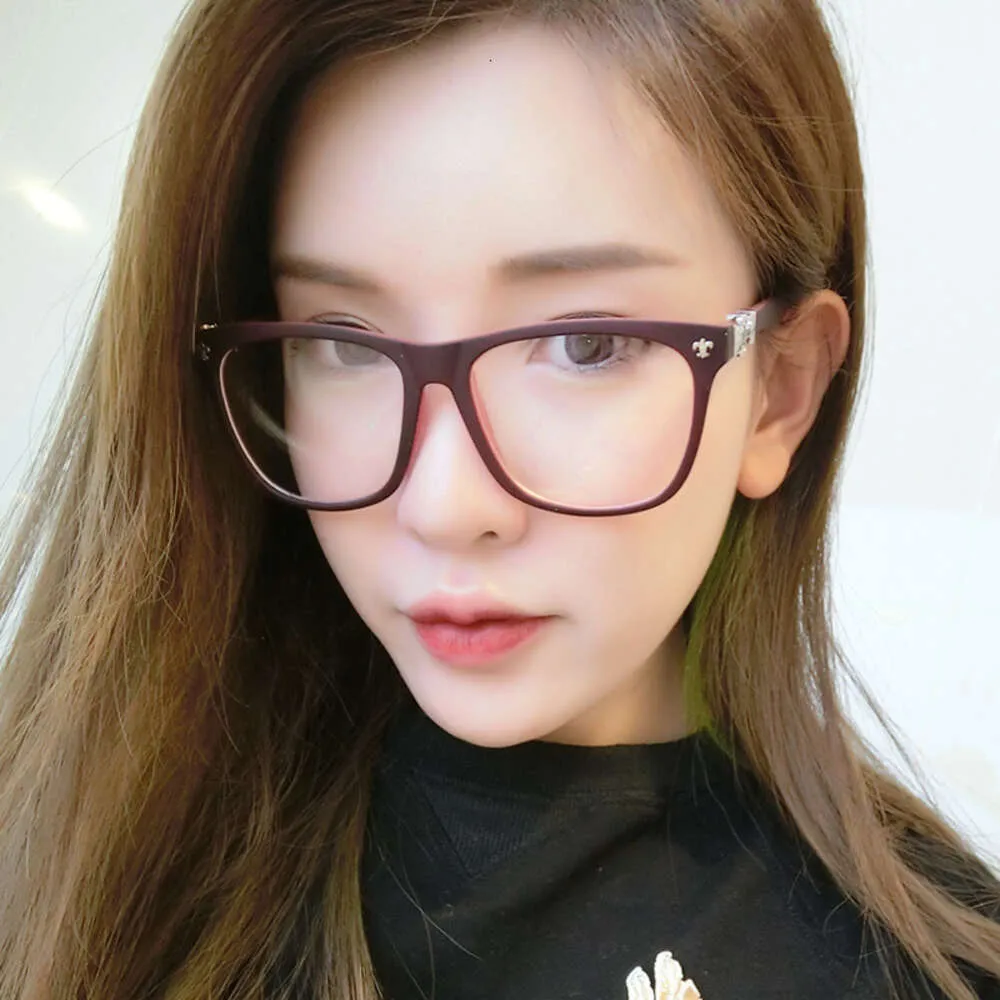 DHgate.com:2024 Chrome Round Myopia Eyeglass Frames for Women and Men ...