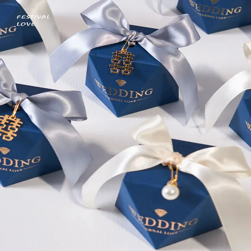 Wedding Party Gift Boxes Diamond Shaped Treat Boxes For Favors, Color ...